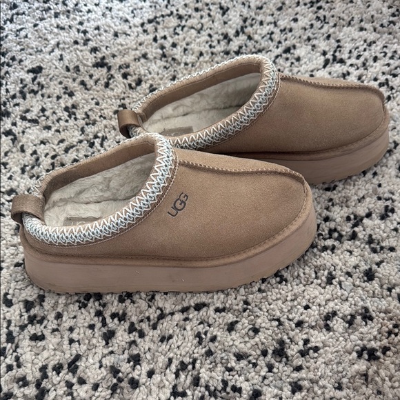 UGG | Shoes | Ugg Tazz Ii Run Small | Poshmark